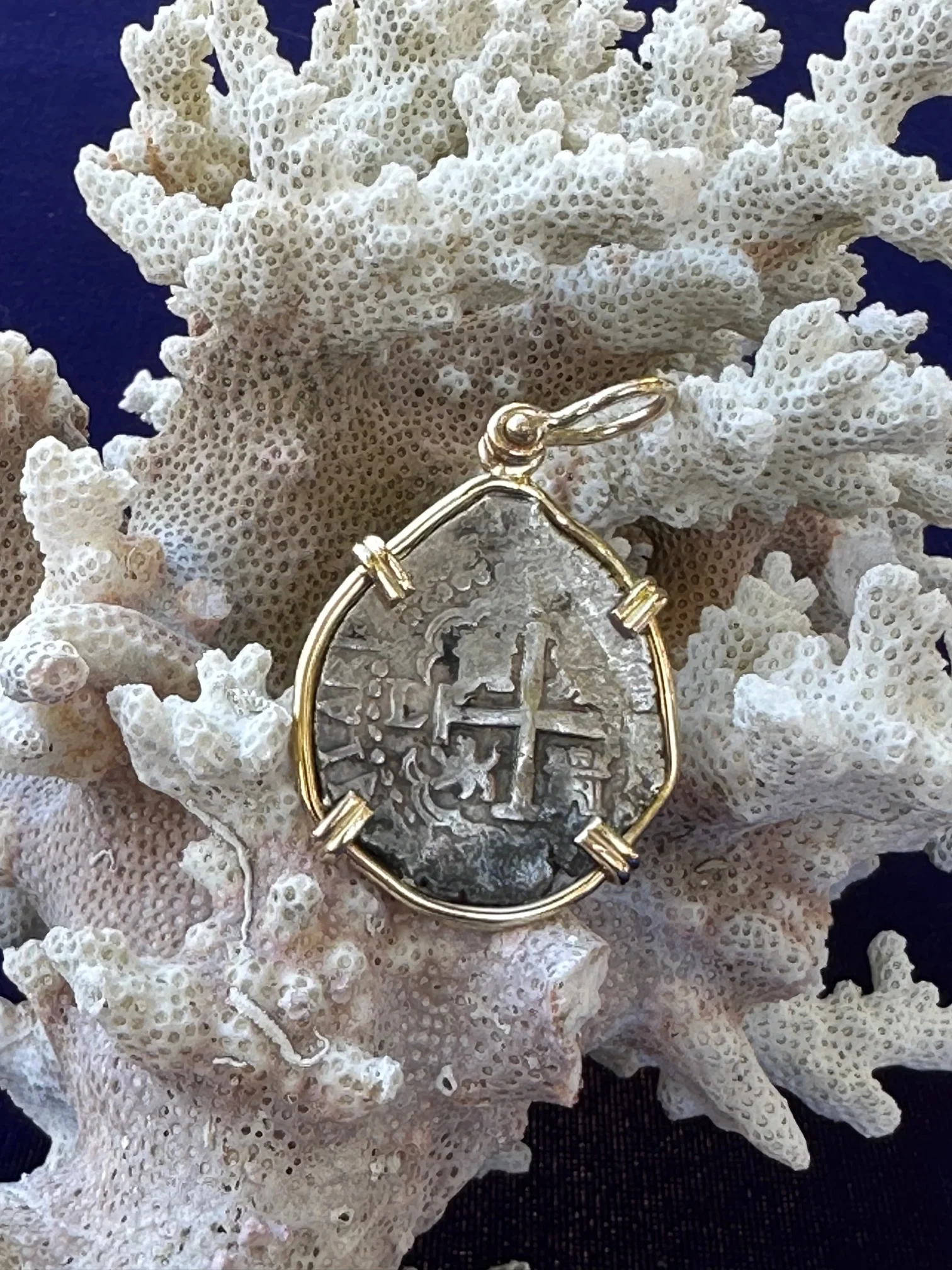 SILVER 2 REALES COB SET IN AN 14K. GOLD BEZEL | Commodore Coins ...